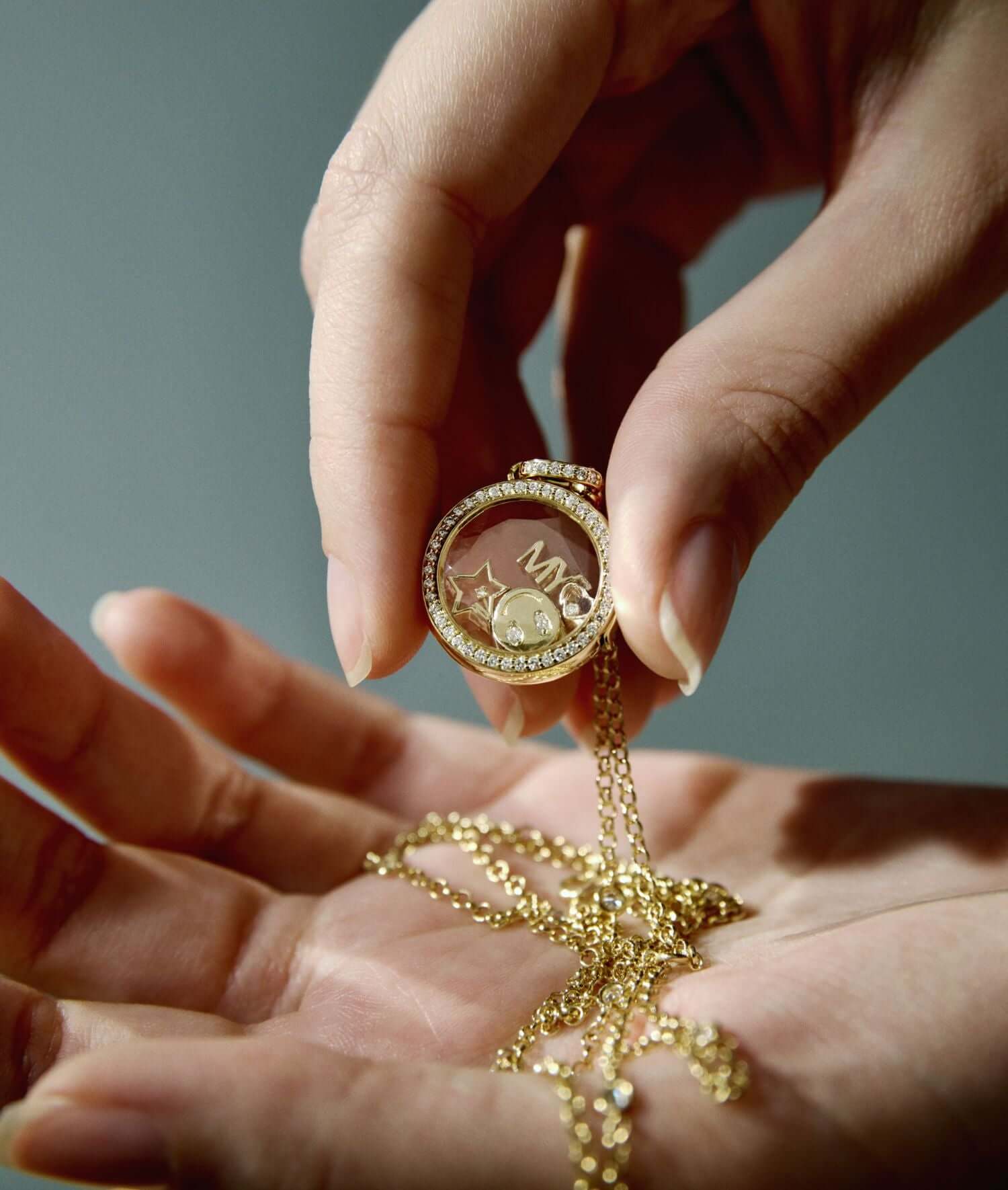 Heirloom Lockets | 18k and 14k Solid Gold | Loquet London