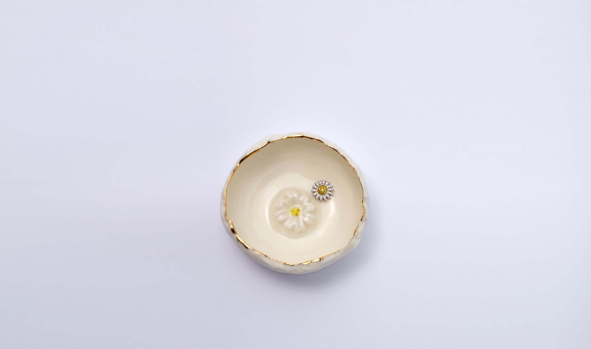 Handcrafted Porcelain Daisy Jewellery Bowl by Loquet London & Heidi Bishop